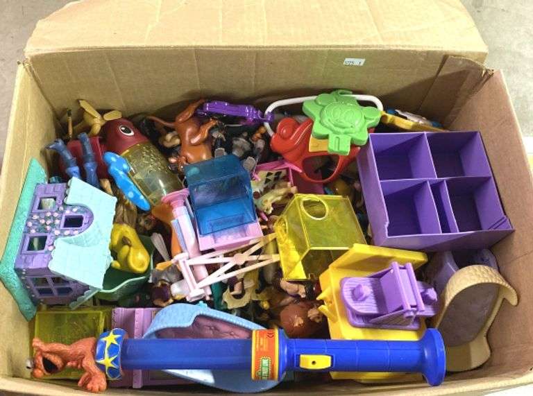 Assorted Toys - Metzger Property Services LLC