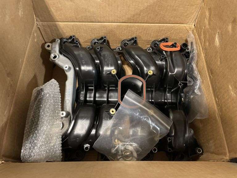 Intake manifold 4.6 L V8 - Metzger Property Services LLC