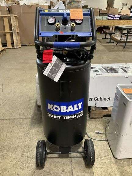 Kobalt 26gal quiet air compressor, small scratches on tank - Metzger ...