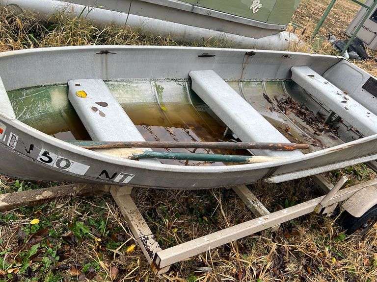 Sea nymph aluminum fishing boat, 12 feet long with boat trailer and ...