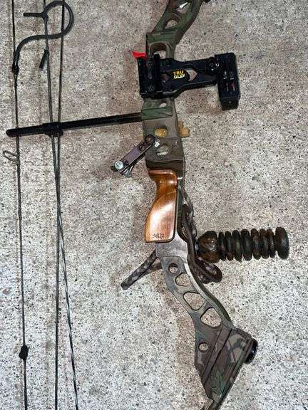 Matthews Solo Cam Bow 39.5” - Metzger Property Services LLC