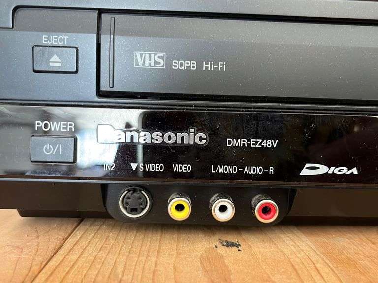 Panasonic DVD/VCR player, radio, VHS rewinder - Metzger Property ...