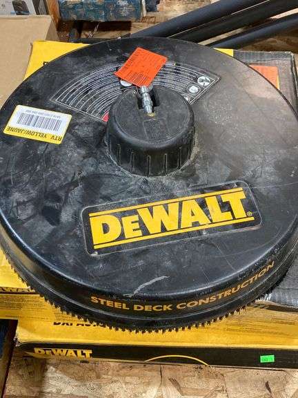 Dewalt 18” pressure washer surface cleaner - Metzger Property Services LLC