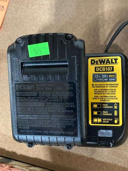 DeWalt DCB107,12V/20VMax Lithium Ion Battery and Charger, 1 battery, 1 ...