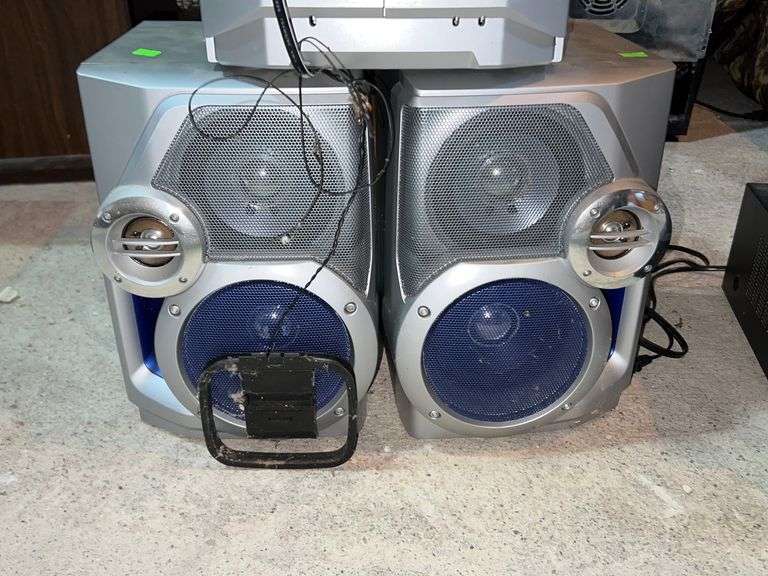 Sharp 3-Disc Rotary Changer Stereo with Speakers - Metzger Property ...