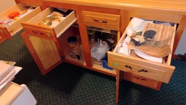 Storage containers, food processor attachments, pitcher, misc ...