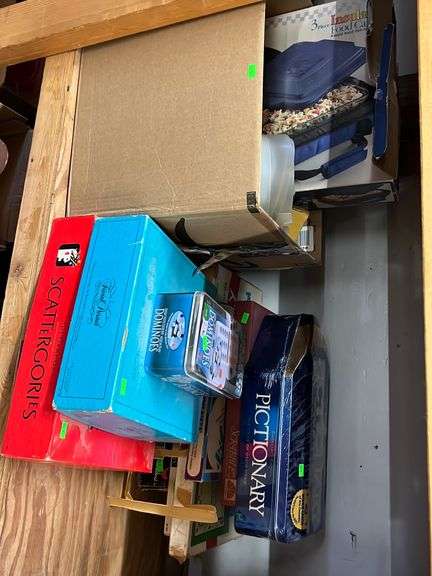 Crock pot, Tupperware Pitcher, 3-piece Insulated Food Cartier, Board ...