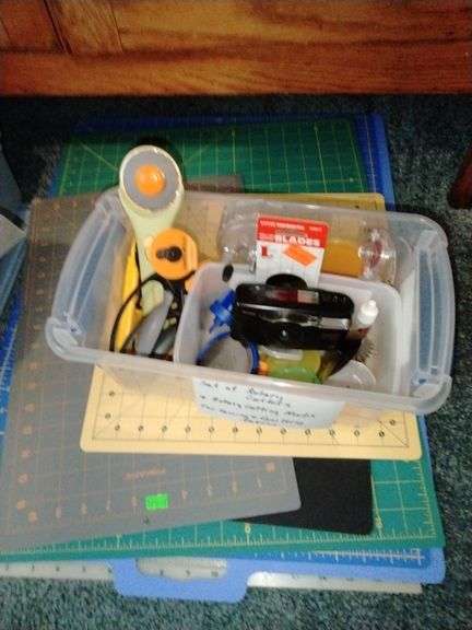 Rotary cutters, cutting mats for sewing and quilting - Metzger Property ...
