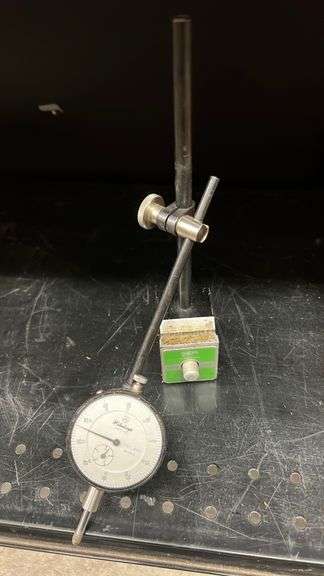Mitutoyo Dial indicator caliper, on Gem model 500 magnetic base ...