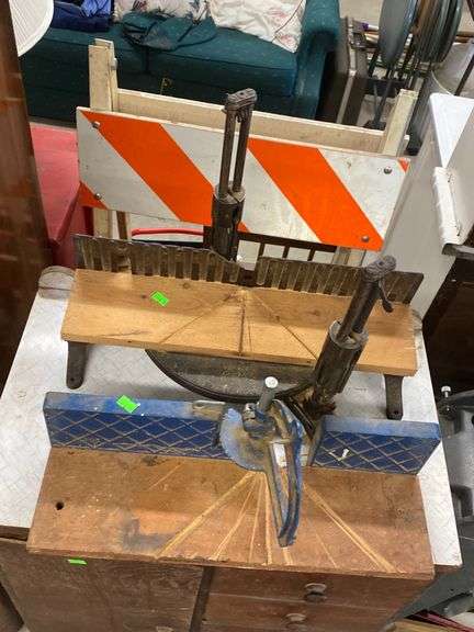 Table Top Wood Cutters - Metzger Property Services LLC