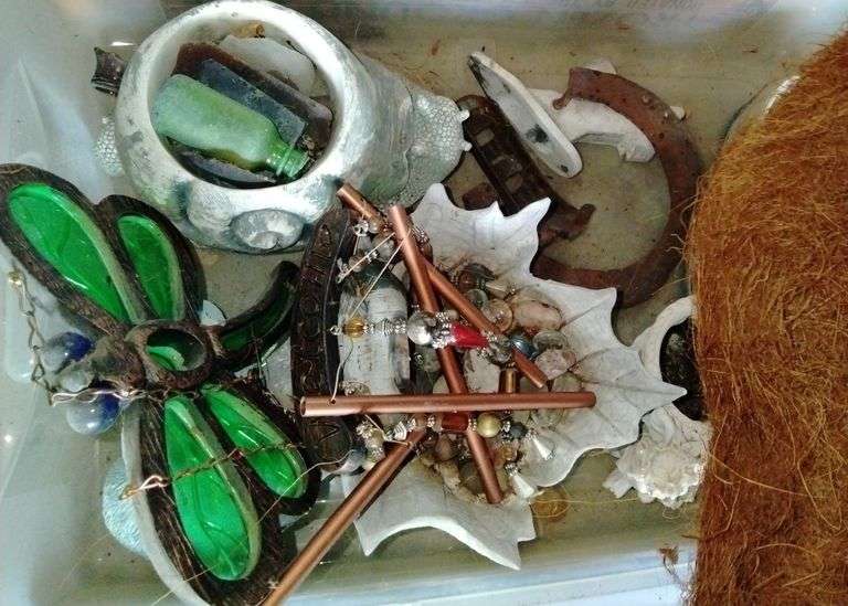 Decorations and miscellaneous hardware - Metzger Property Services LLC