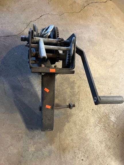 Hitch reciever winch - Metzger Property Services LLC