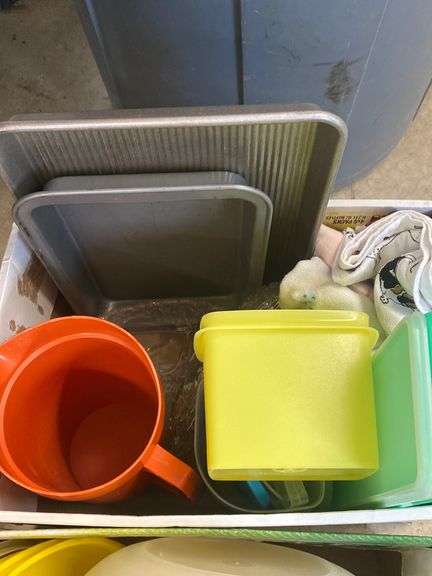 Storage Containers, Tupperware, Cookie Sheets, Dish Towels - Metzger ...
