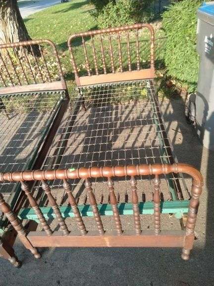 Jenny Lind Twin bed frame - Metzger Property Services LLC