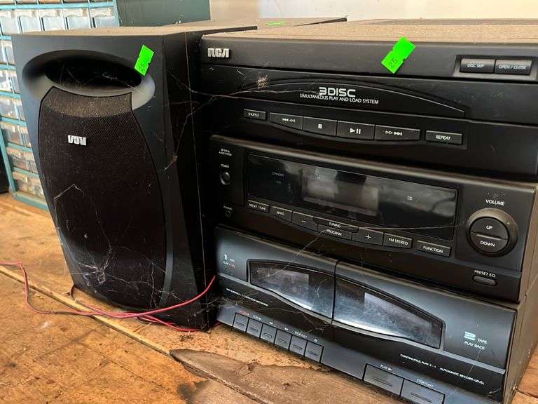 RCA stereo - Metzger Property Services LLC