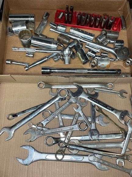 Hand tool assortment wrenches, sockets, ratchets - Metzger Property ...