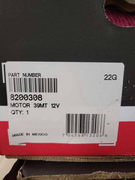 Delco Remy 39MT, 12V, 12T Starter - 8200433 - Metzger Property Services LLC