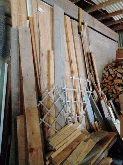 Lumber assortment, used T-post, 6ct - Metzger Property Services LLC