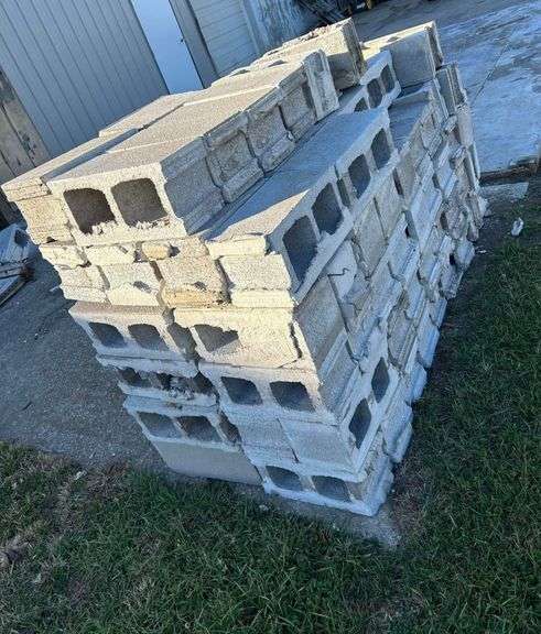 Concrete blocks-SECONDARY PICKUP LOCATION IN MENTONE - Metzger Property ...