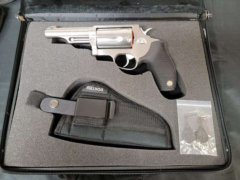 Taurus The Judge .45 cal and 410 shell Revolver with Fabric Bulldog ...