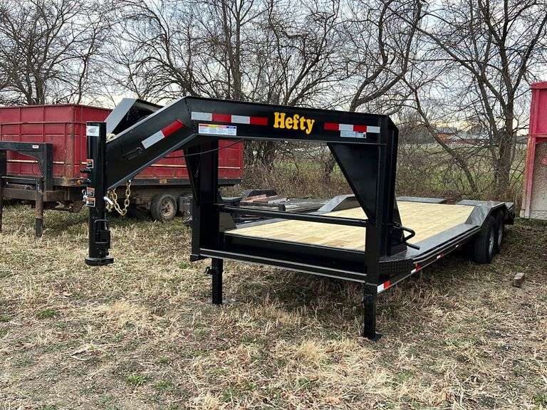 New 2023 Hefty 24 foot Gooseneck LowBoy. there will be a $25.00 title ...