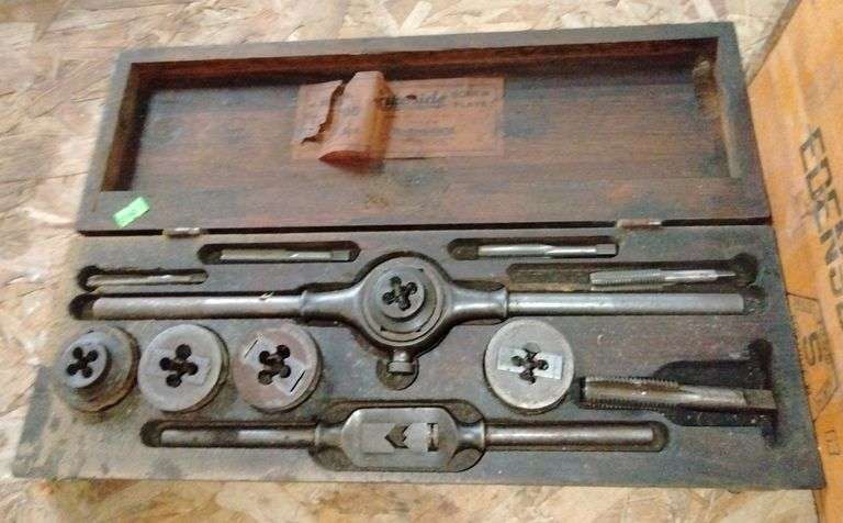 Montgomery Ward Tap and die set - Metzger Property Services LLC