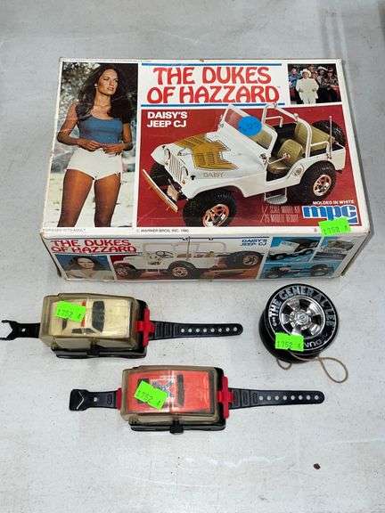 The Dukes of Hazzard Daisy’s Jeep CJ 1/25 scale model kit, Dukes of ...