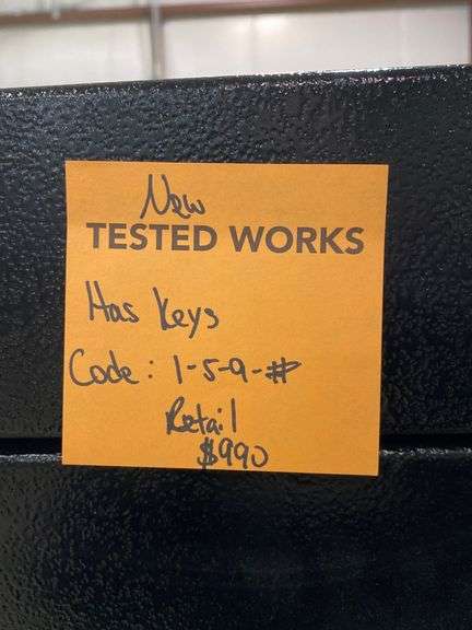 STACK-ON Siege 72-Gun Fireproof with Electronic Lock Gun Safe, Black ...