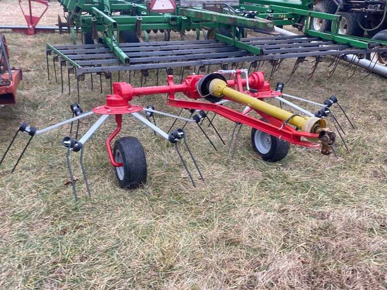 2 Basket Tedder 540 PTO - Metzger Property Services LLC