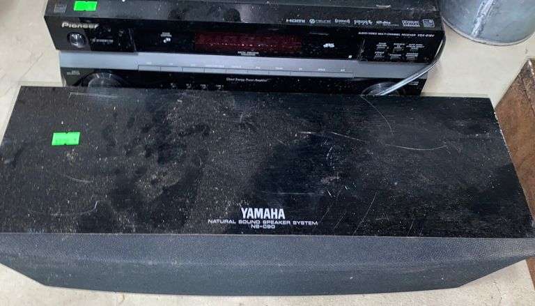 Yamaha natural sound speaker system NS-C90, Yamaha stereo receiver RX ...