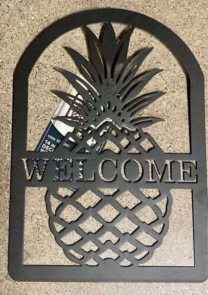 Hampton Bay 14” Metal Decorative Welcome Sign - Metzger Property ...