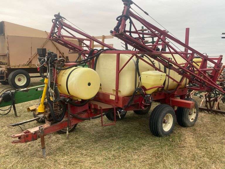 Pull Type Sprayer - Metzger Property Services LLC