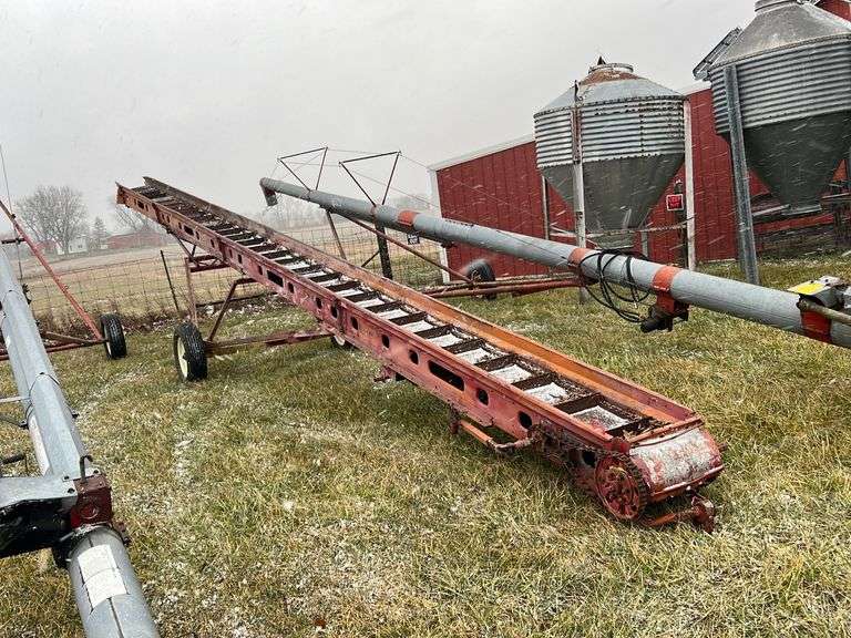 Kewanee 500 Elevator PTO drive 40’ - Metzger Property Services LLC