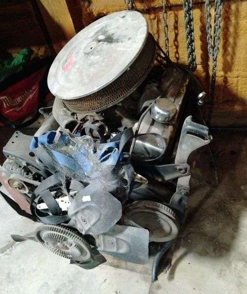 Chevy V8 Motor Gebraucht
