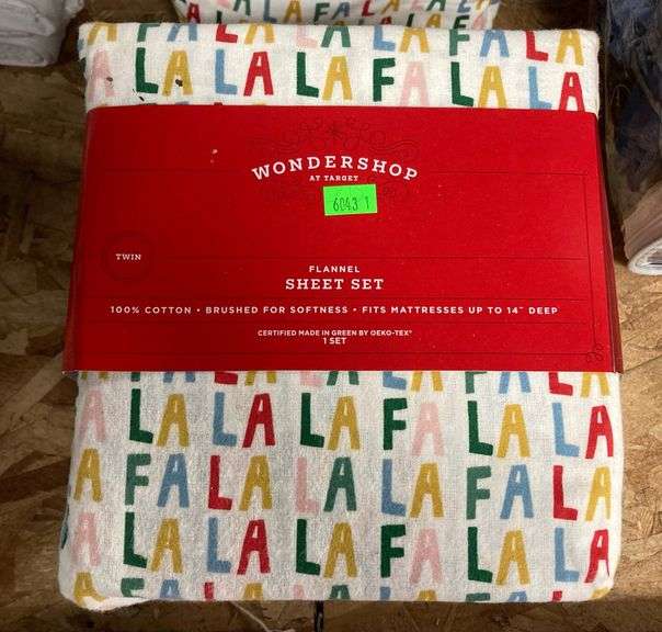 Wondershop Holiday Pattern Flannel Sheet Set, Twin - Metzger Property ...