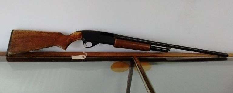 Springfield Model 67 Series D 12 gauge pump, rough condition - Metzger ...