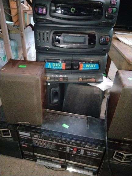 Sanyo stereo, Realistic speakers, Panasonic cassette player - Metzger ...