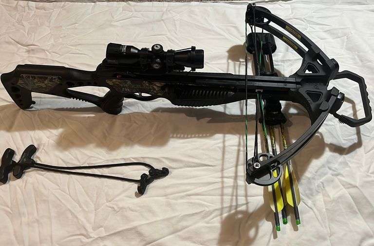 Barnett Rogue Crossbow with scope Like New - Metzger Property Services LLC