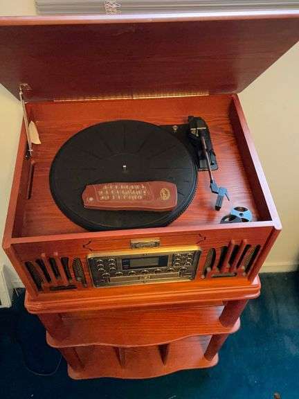 Spirit of St. Louis record & CD player combo cabinet - Metzger Property ...
