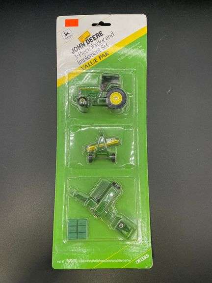 John Deere 1/64 Scale 3 Piece Tractor and Implement Set - Metzger ...