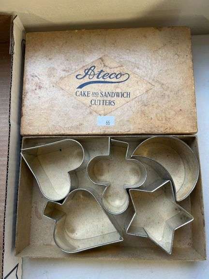 Ateco cake and sandwich cutters - Metzger Property Services LLC