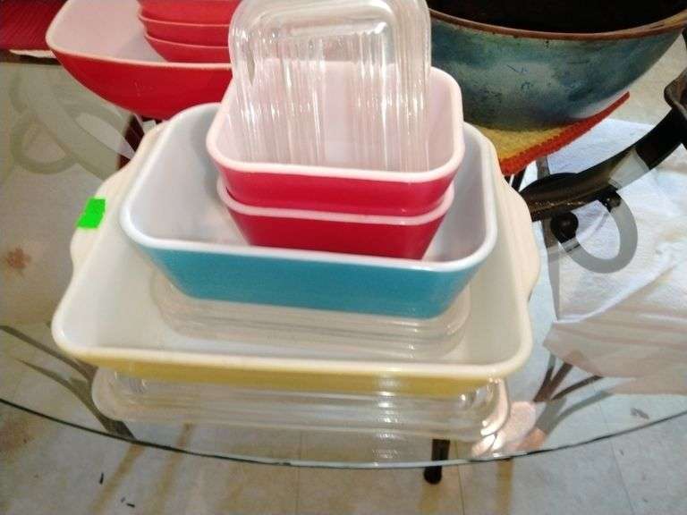 Pyrex refrigerator dishes and lids - Metzger Property Services LLC