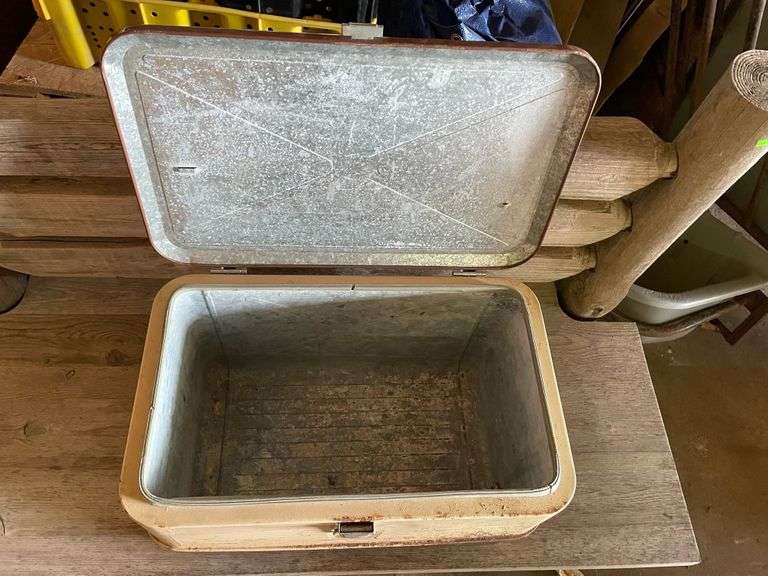 Vintage Little Brown Chest w/galvanized inside - Metzger Property ...