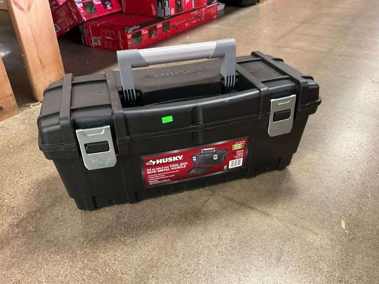 Husky 24 in. Toolbox with metal handle - Metzger Property Services LLC