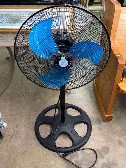 Chill Point Floor Fan - Metzger Property Services LLC