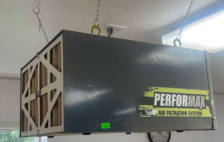 Performax Air Filtration system model 240–3783, with remote and manual ...