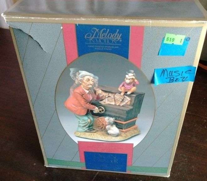 Melody in Motion porcelain Organ Grinder music box - Metzger Property ...