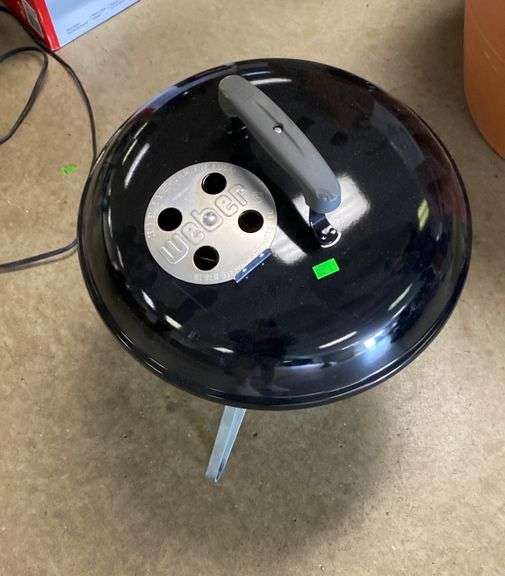 Weber table top grill - Metzger Property Services LLC