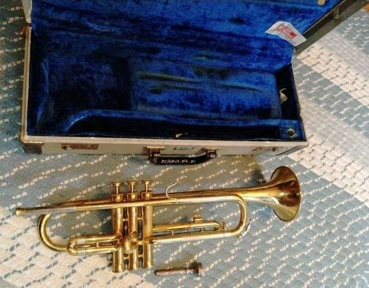 Buescher Elkhart Trumpet 96934 - Metzger Property Services LLC