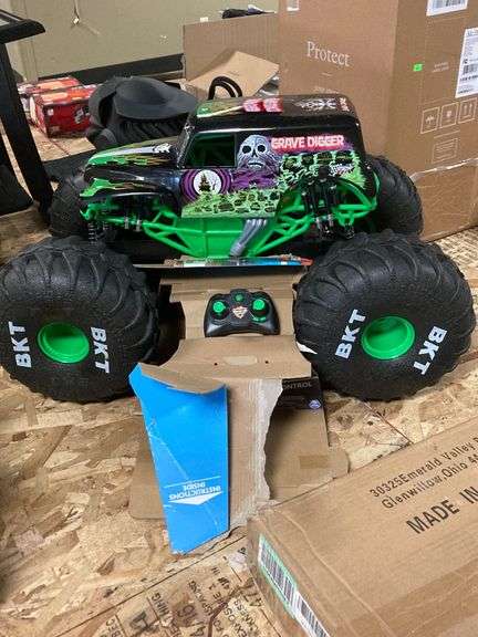 Monster jam R/C mega grave digger powerful all-terrain remote control ...
